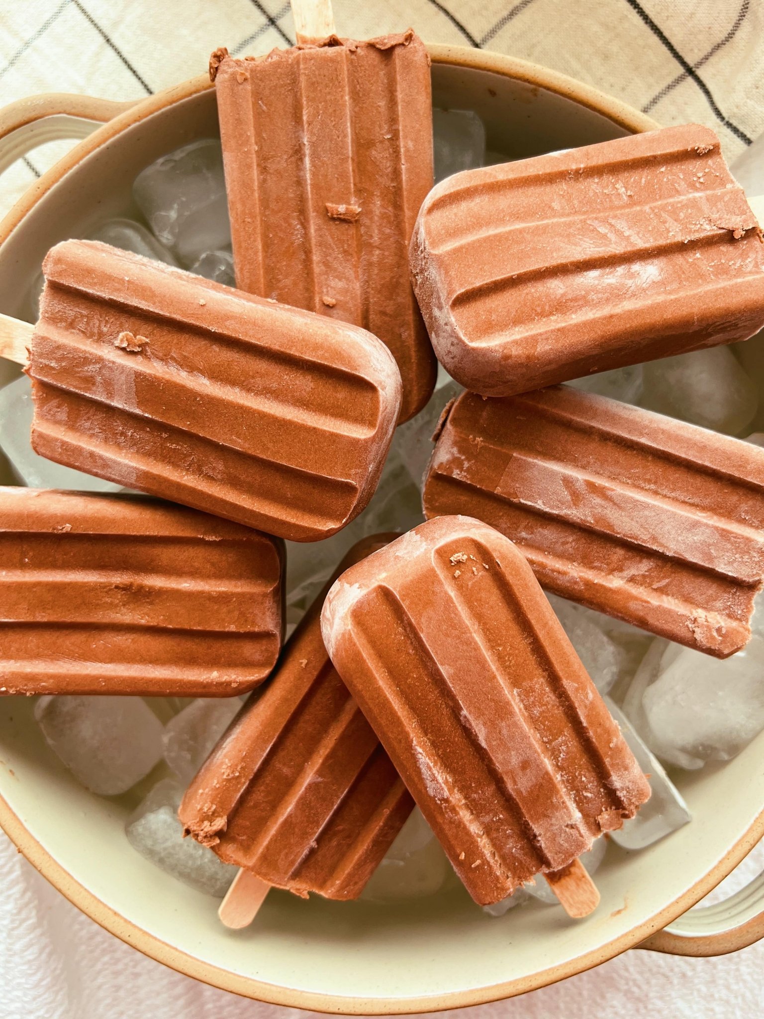 homemade fudgesicles (refined sugar free, dairy free) – grain freee